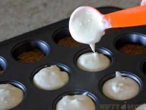 Halloween Mini Cheesecake Pops – Nifty Mom