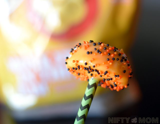 Halloween Mini Cheesecake Pops – Nifty Mom