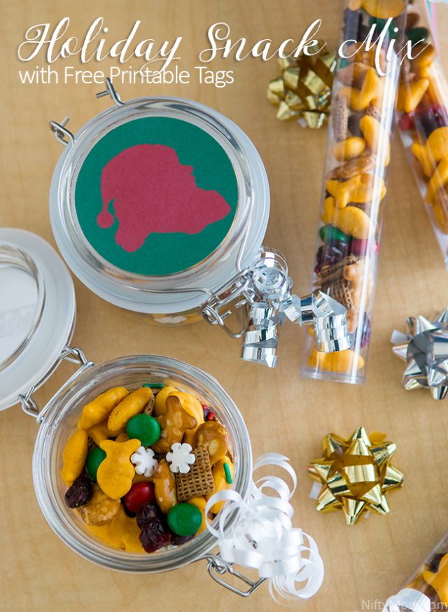 Holiday Snack Mix with Printable Tags – Nifty Mom