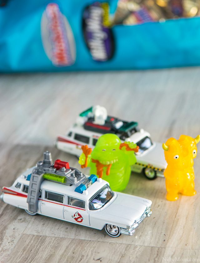 Keep-In-Touch Box Gift Idea – Nifty Mom