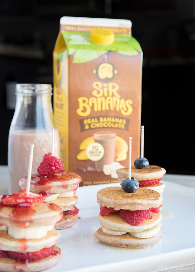 Banana & Berries Mini Pancake Stacks – Nifty Mom
