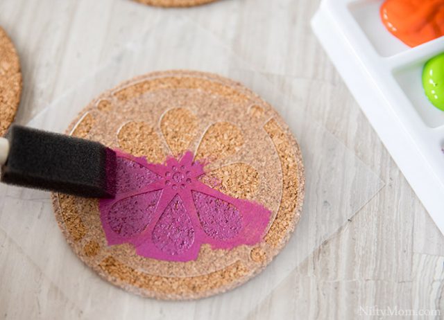 DIY Spring Cork Coasters {with free stencil download} – Nifty Mom
